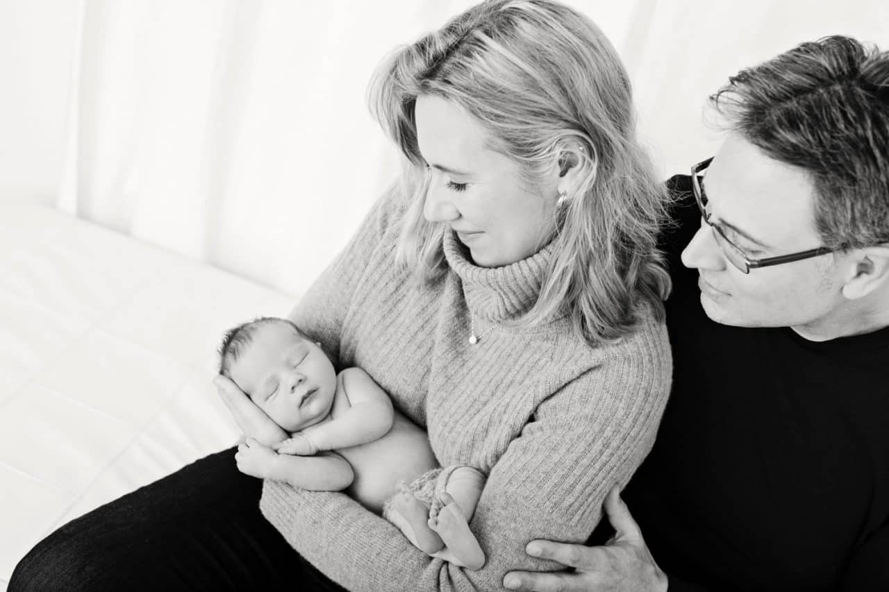 A Story of Surrogacy: Photographing Kristie, Ken, and Sierra